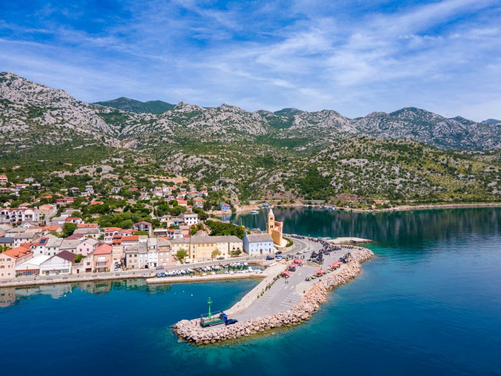 Kolovoz u znaku glazbe, igre i druženja u Karlobagu - GS Press